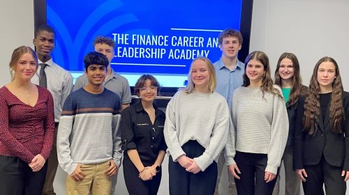 Congratulations to the 2024 Graduates of VNB’s Finance Career ...